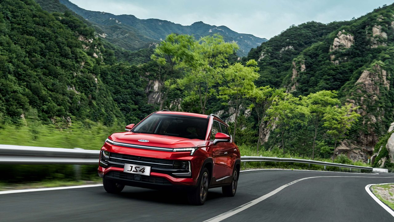 Prices and Specifications for JAC JS4 2023 in UAE | Autopediame